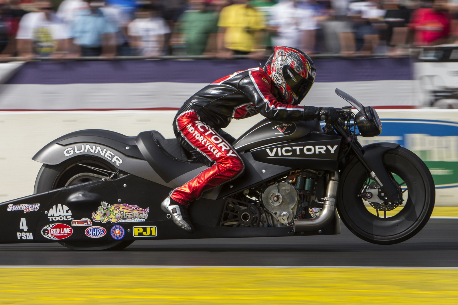 Matt Smith Qualifies Number One, Karen Stoffer Wins